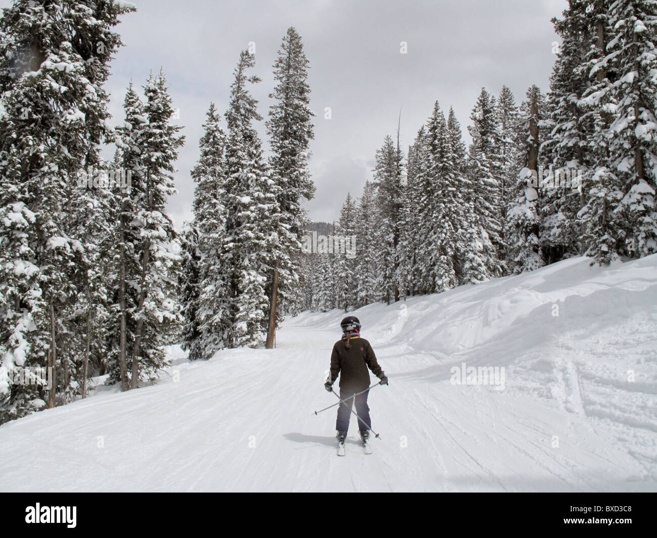 Young girl skiing in Vail, Colorado Stock Photo - Alamy