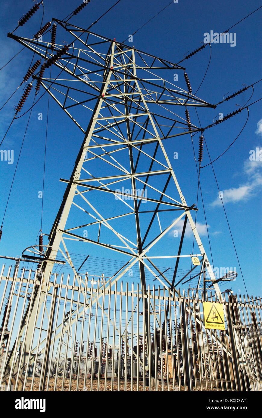 Pylon electric substation uk hi-res stock photography and images - Alamy