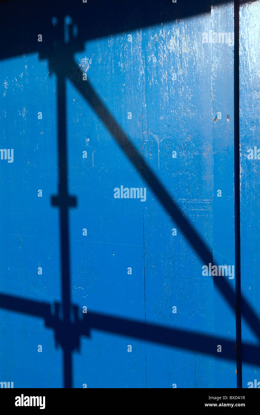 Abstract image of scaffolding hi-res stock photography and images - Alamy