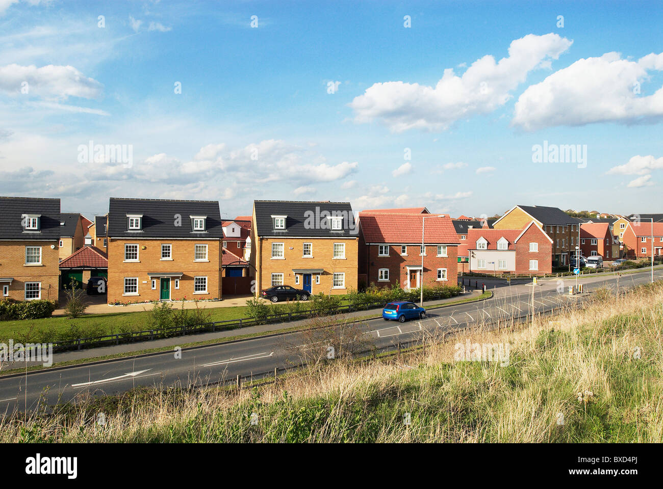 New housing Chafford Hundred Grays London UK Stock Photo - Alamy
