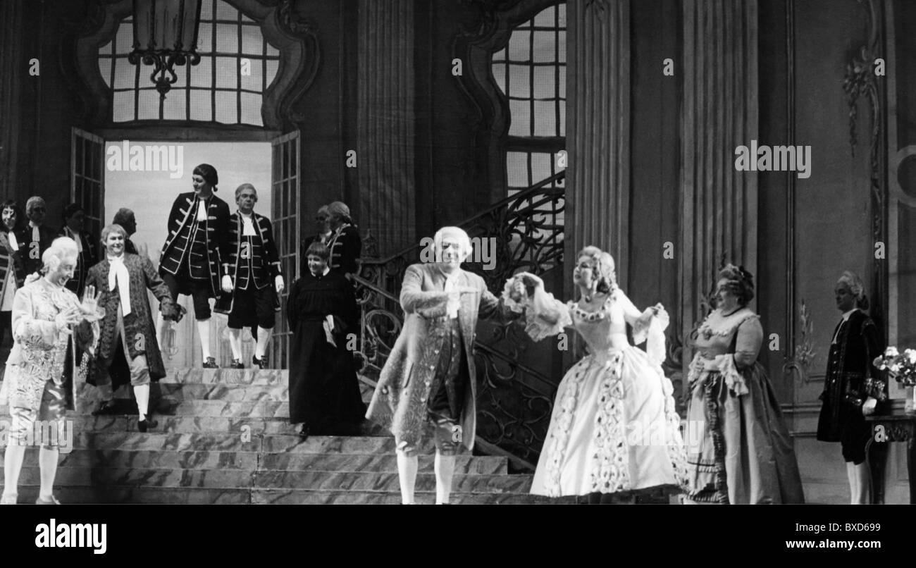 Rothenberger, Anneliese, 19.6.1926 - 24.5.2010, German opera singer ...