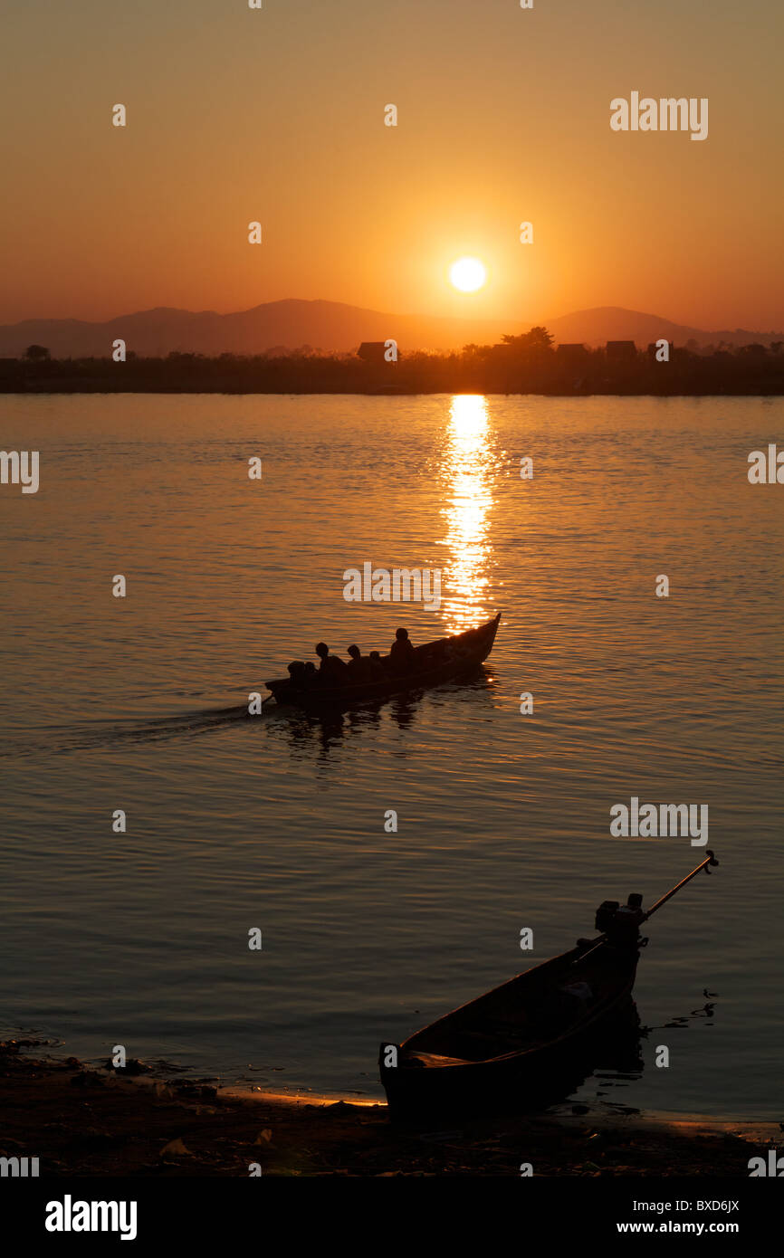 sunset on the bhamo river Stock Photo - Alamy