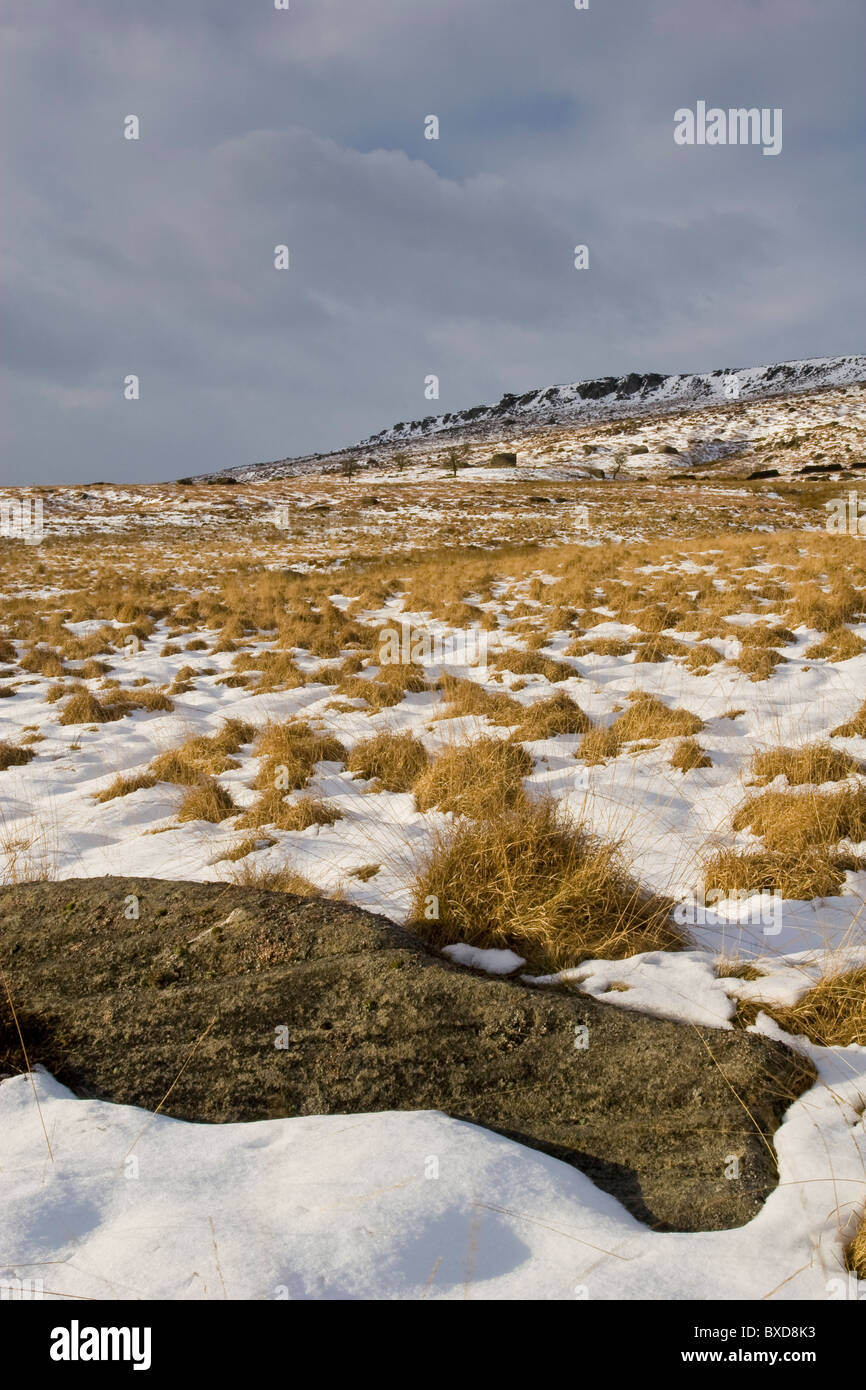 Stanage edge snow hi-res stock photography and images - Alamy