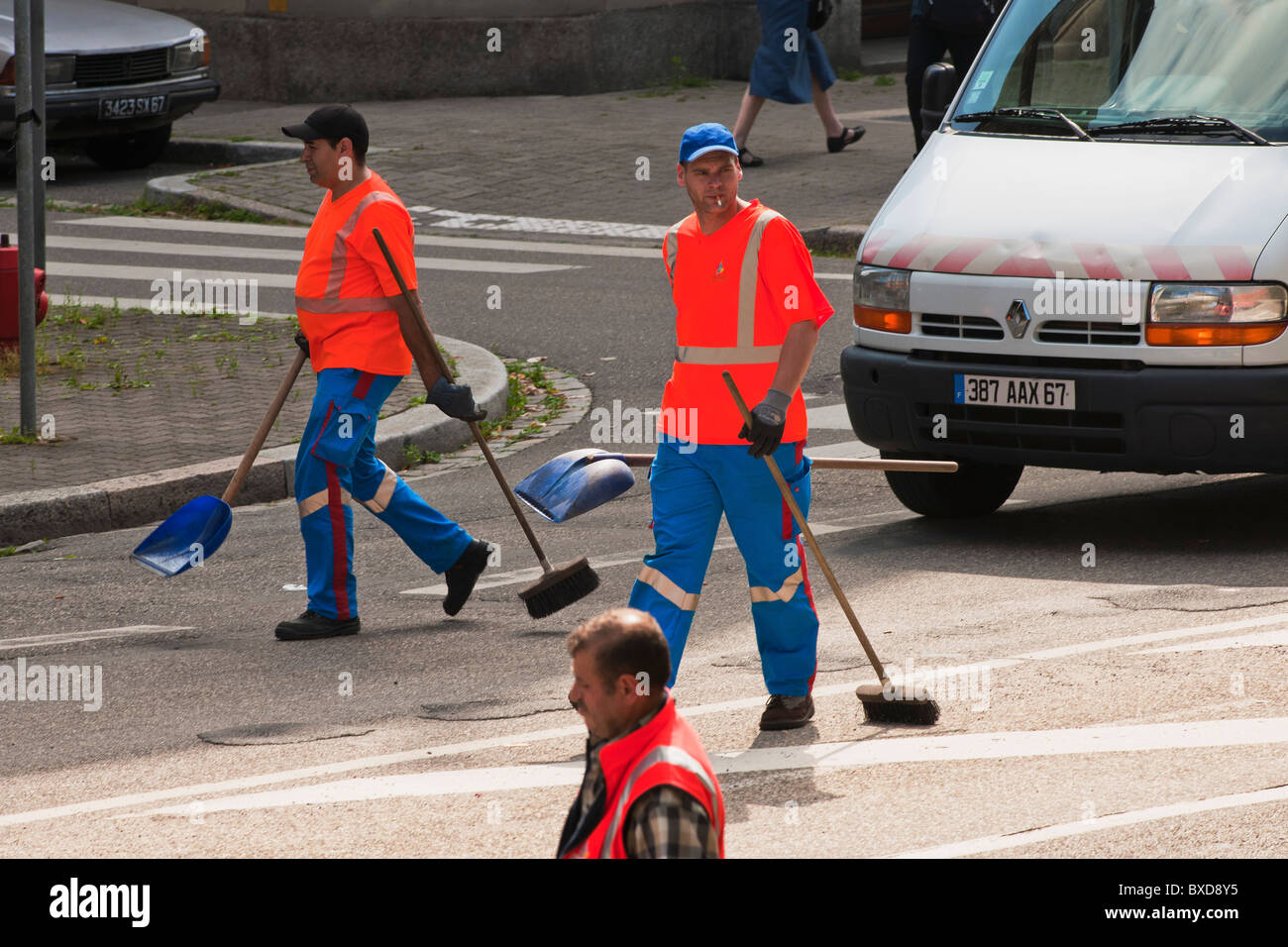 Two street sweepers hi-res stock photography and images - Alamy