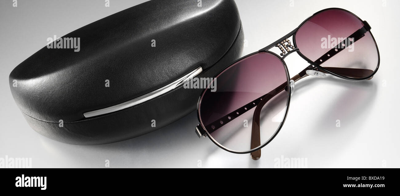 Shades case hi-res stock photography and images - Alamy