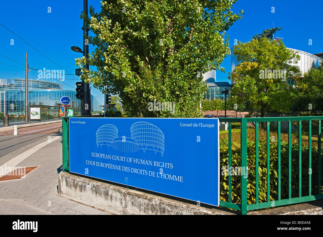 Human rights sign signs hi-res stock photography and images - Alamy