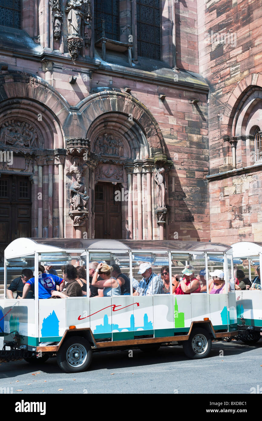 Strasbourg, sightseeing tourist mini-train, Judgement portal, Notre ...