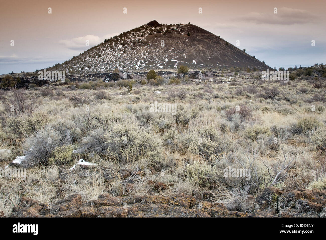 Schonchin Butte volcano in winter at Lava Beds National Monument ...