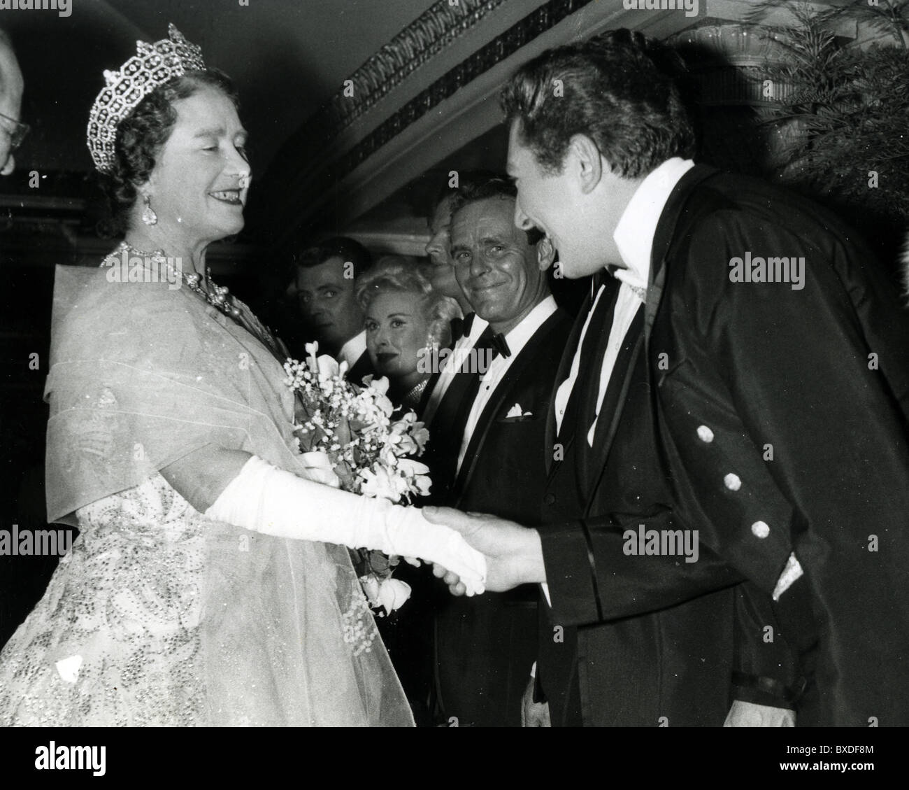 LIBERACE US entertainer meets Queen Elizabeth the Queen Mother Stock ...