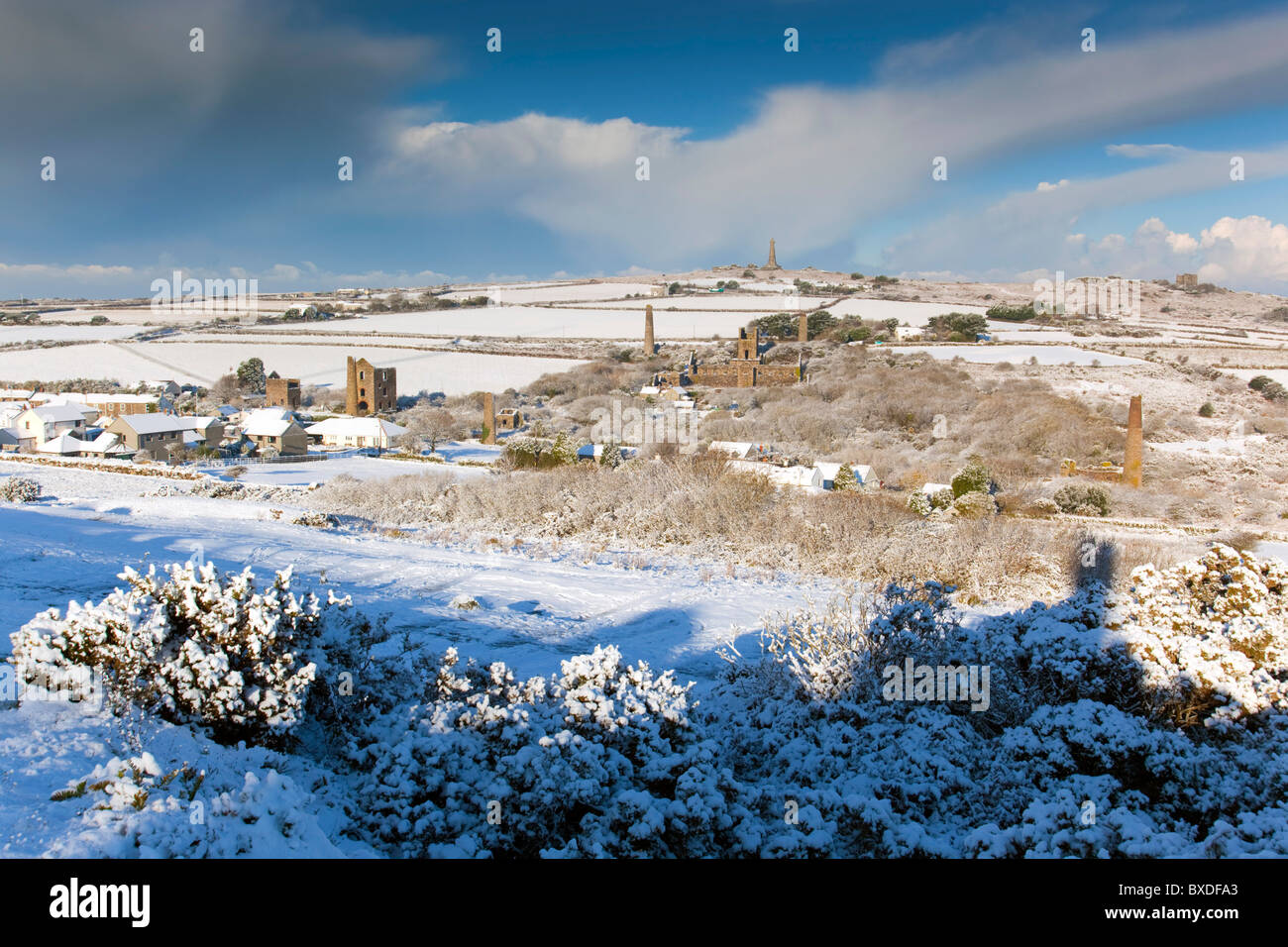 Carnkie; Cornwall in Snow; engine houses Stock Photo - Alamy