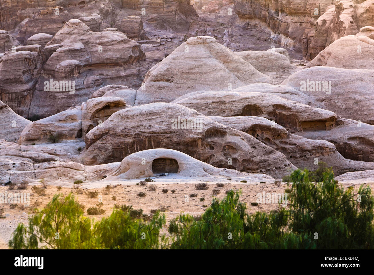 Rock formation in Petra, Jordan Stock Photo - Alamy