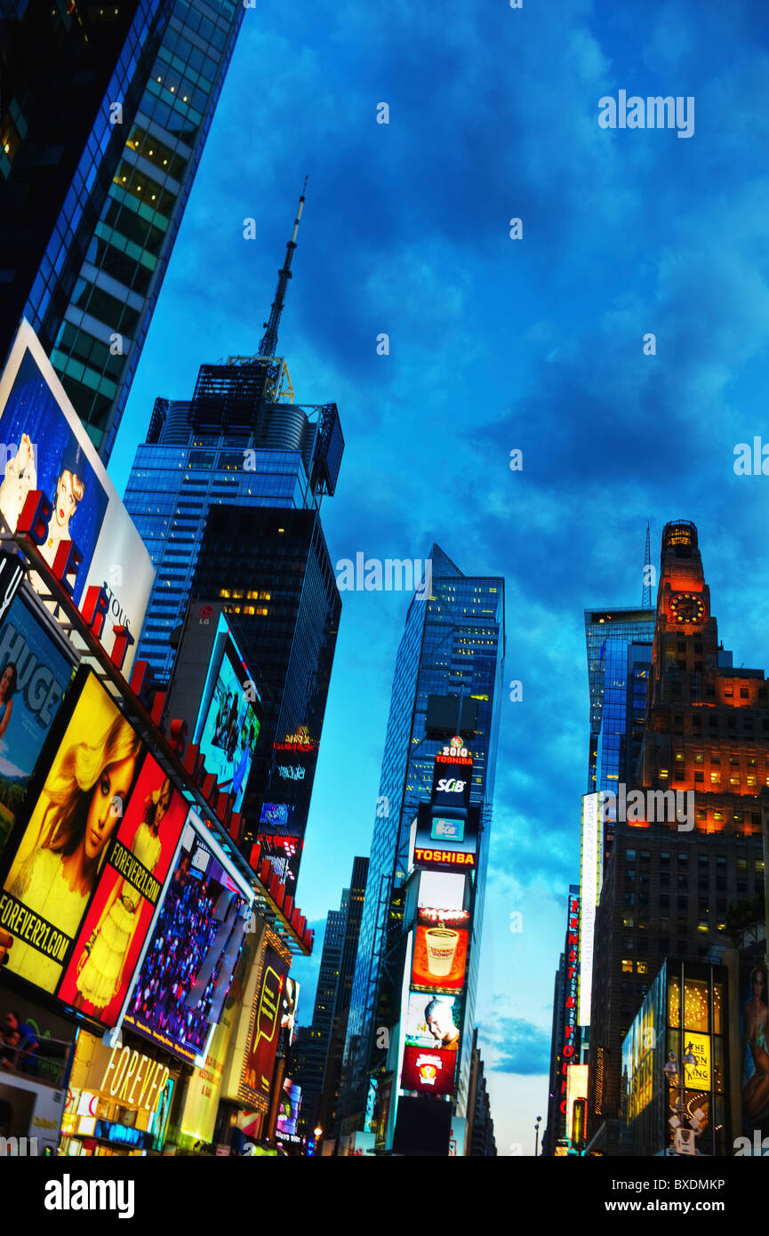 Times Square New York City at dusk Stock Photo - Alamy