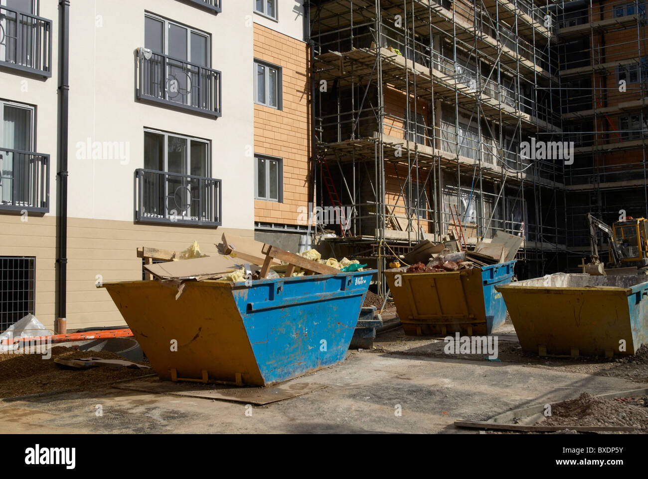 Construction skips waste hi-res stock photography and images - Alamy