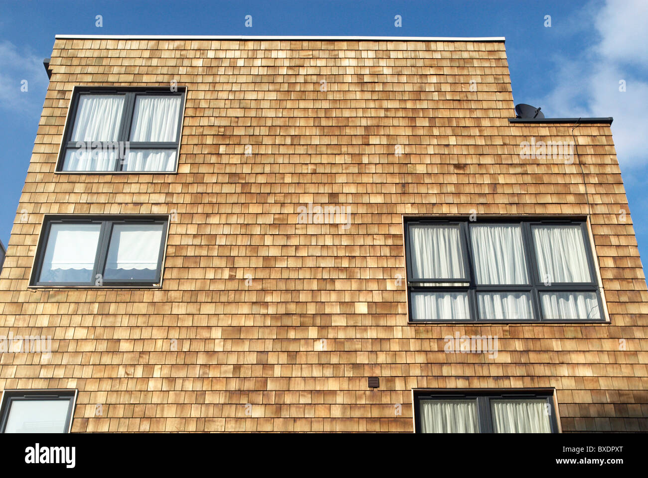 Cedar cladding hi-res stock photography and images - Alamy