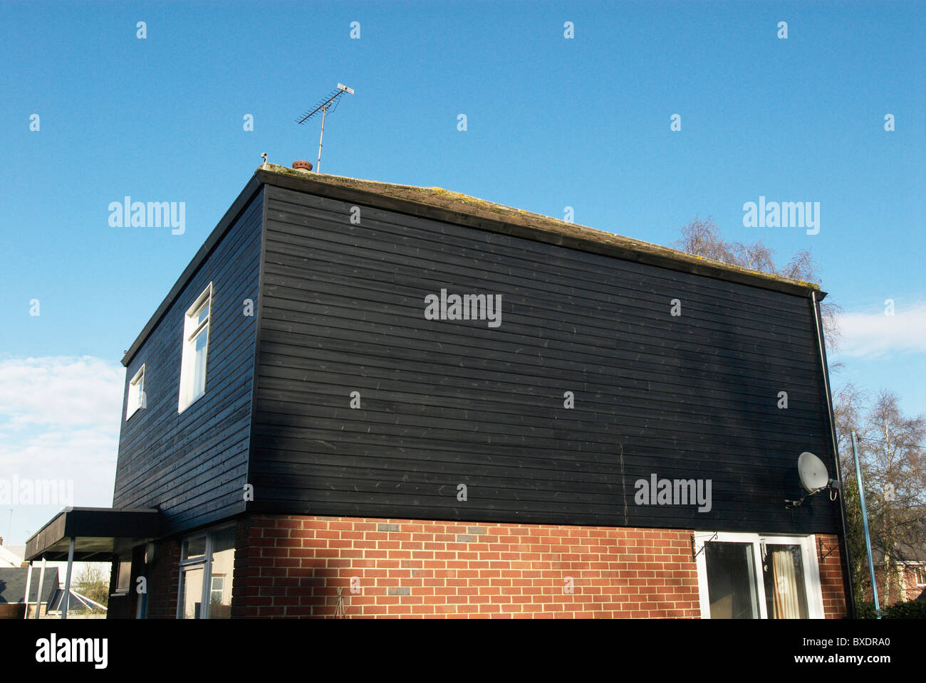 Horizontal timber cladding hi-res stock photography and images - Alamy