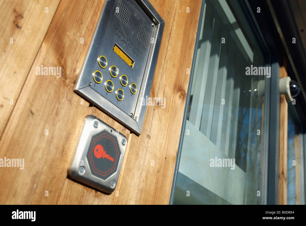 Entry keypad exterior hi-res stock photography and images - Alamy