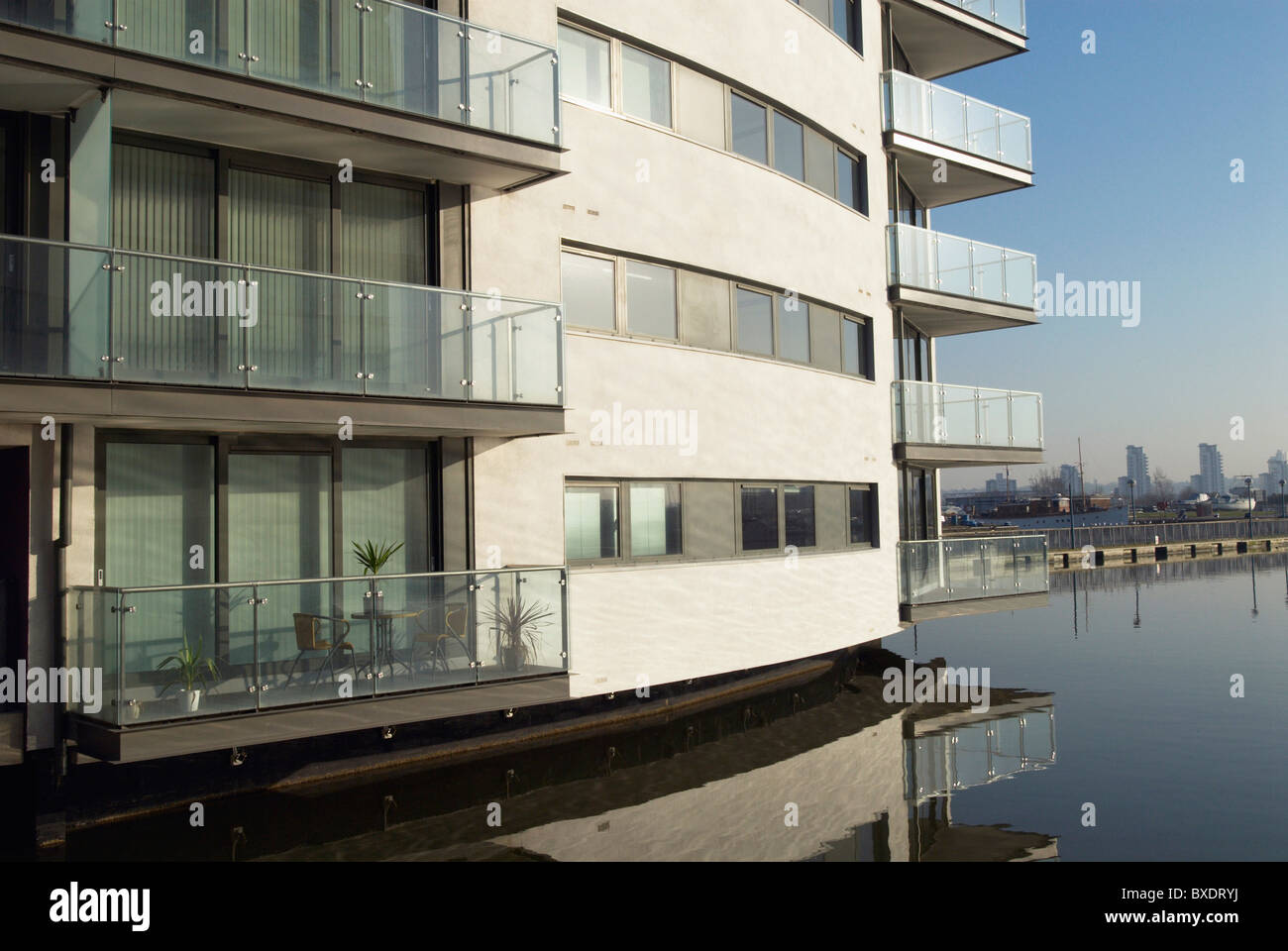 The gateway apartment block hi-res stock photography and images - Alamy