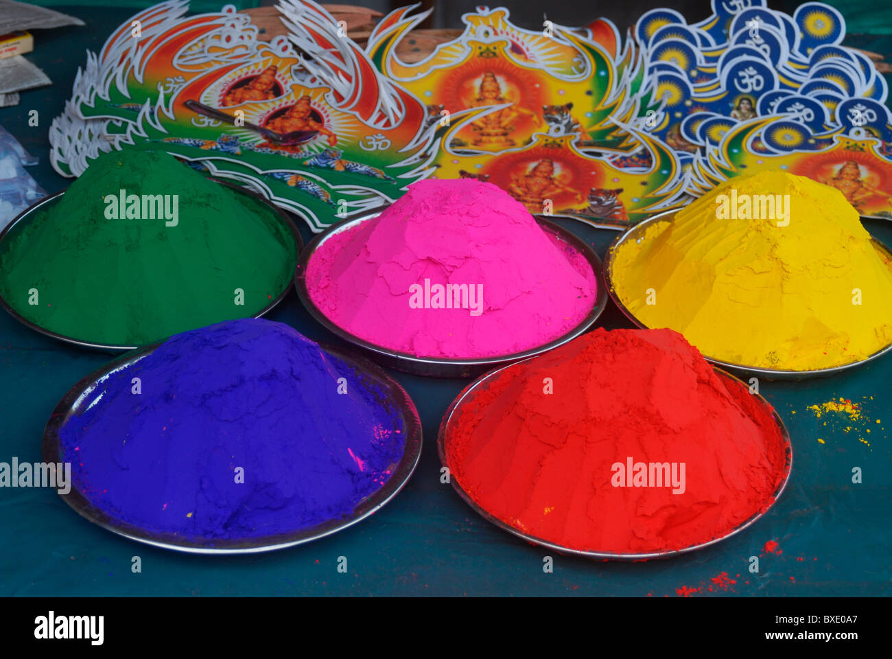 Gulal (coloured powder Stock Photo - Alamy