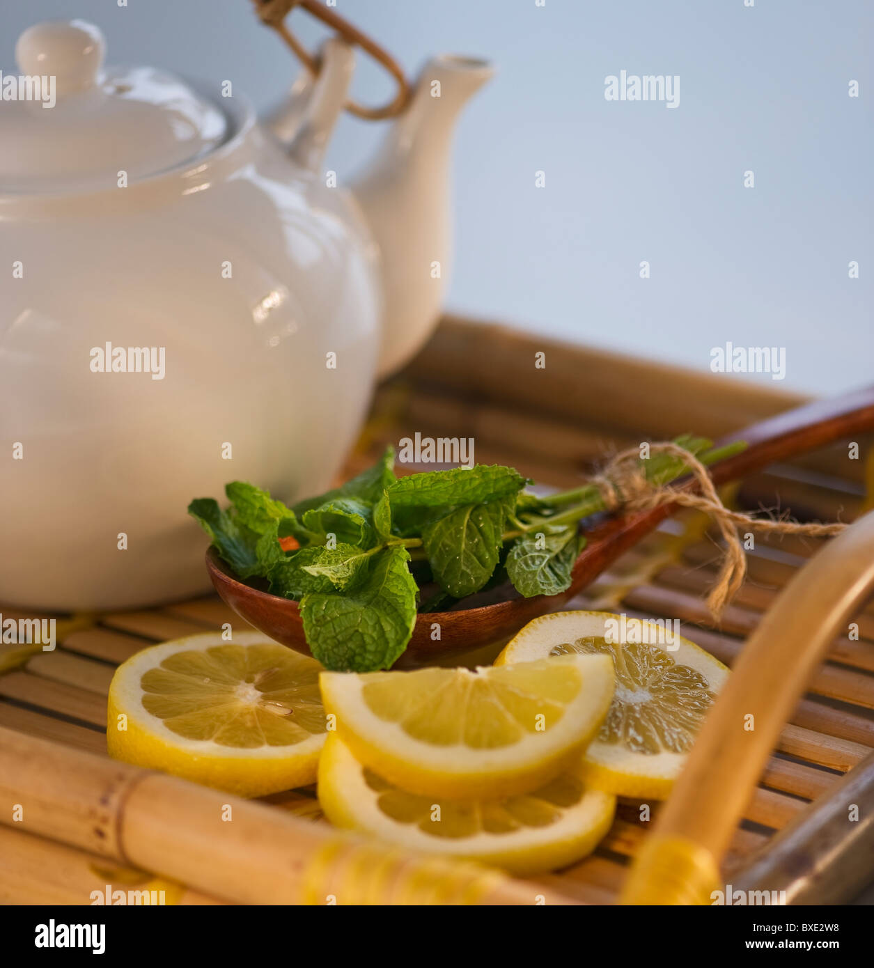 Tea tray hi-res stock photography and images - Alamy