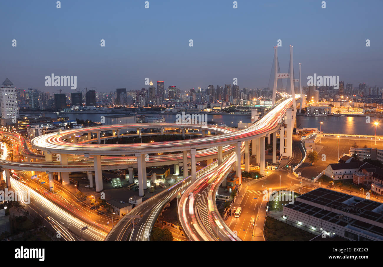 Nanpu Bridge at night. Shanghai, China Stock Photo - Alamy