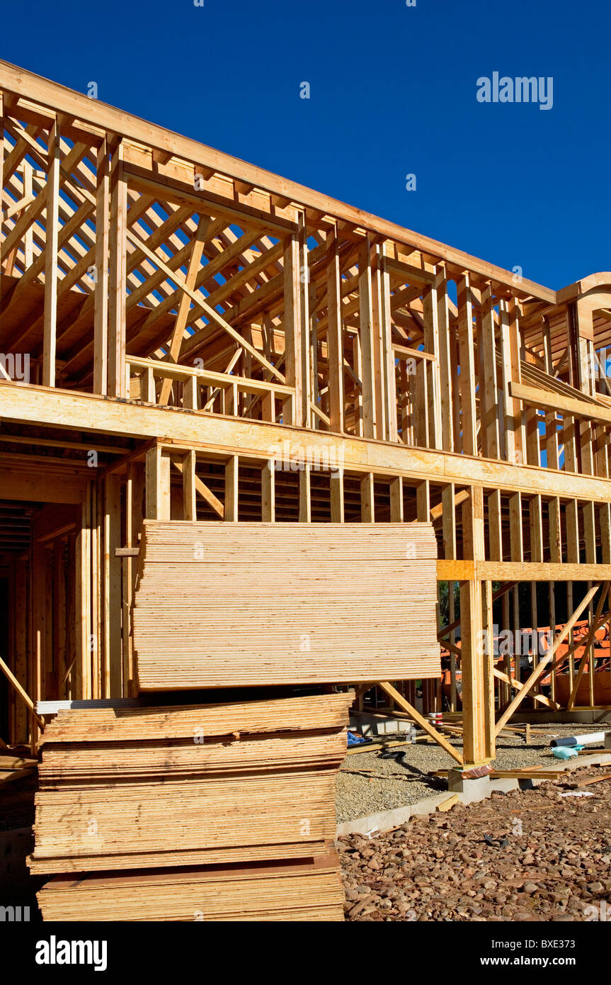 Structural plywood hi-res stock photography and images - Alamy