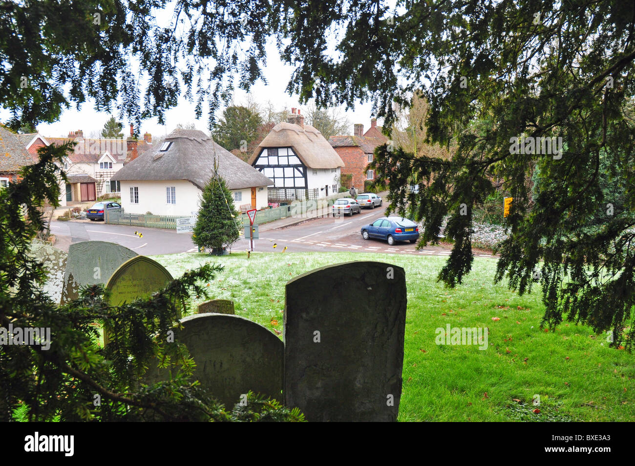 Letcombe Regis, Oxon, England: graves and tombs in the churchyard Stock ...