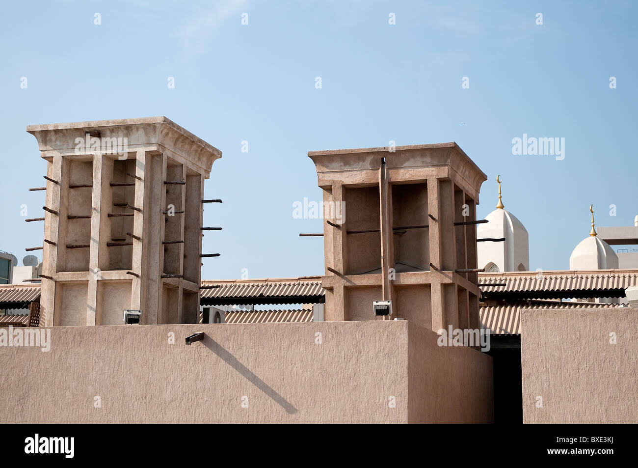 Dubai wind tower uae hi-res stock photography and images - Alamy