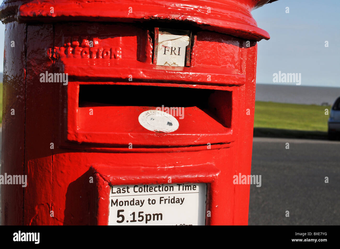 Postbox close up hi-res stock photography and images - Alamy