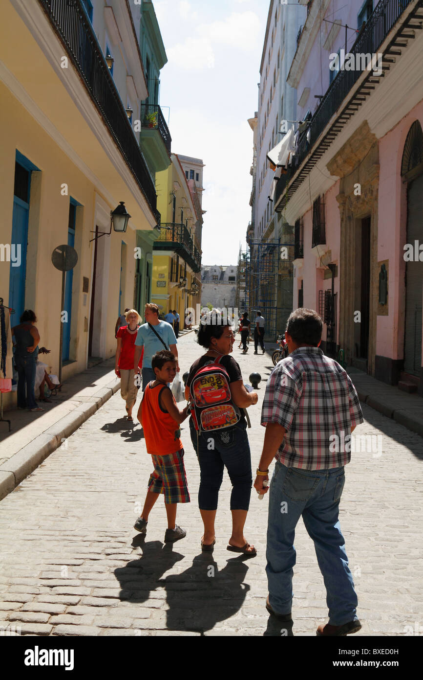 People walking on the street, Havana Old City, Cuba, October 2010 Stock Photo - Alamy
