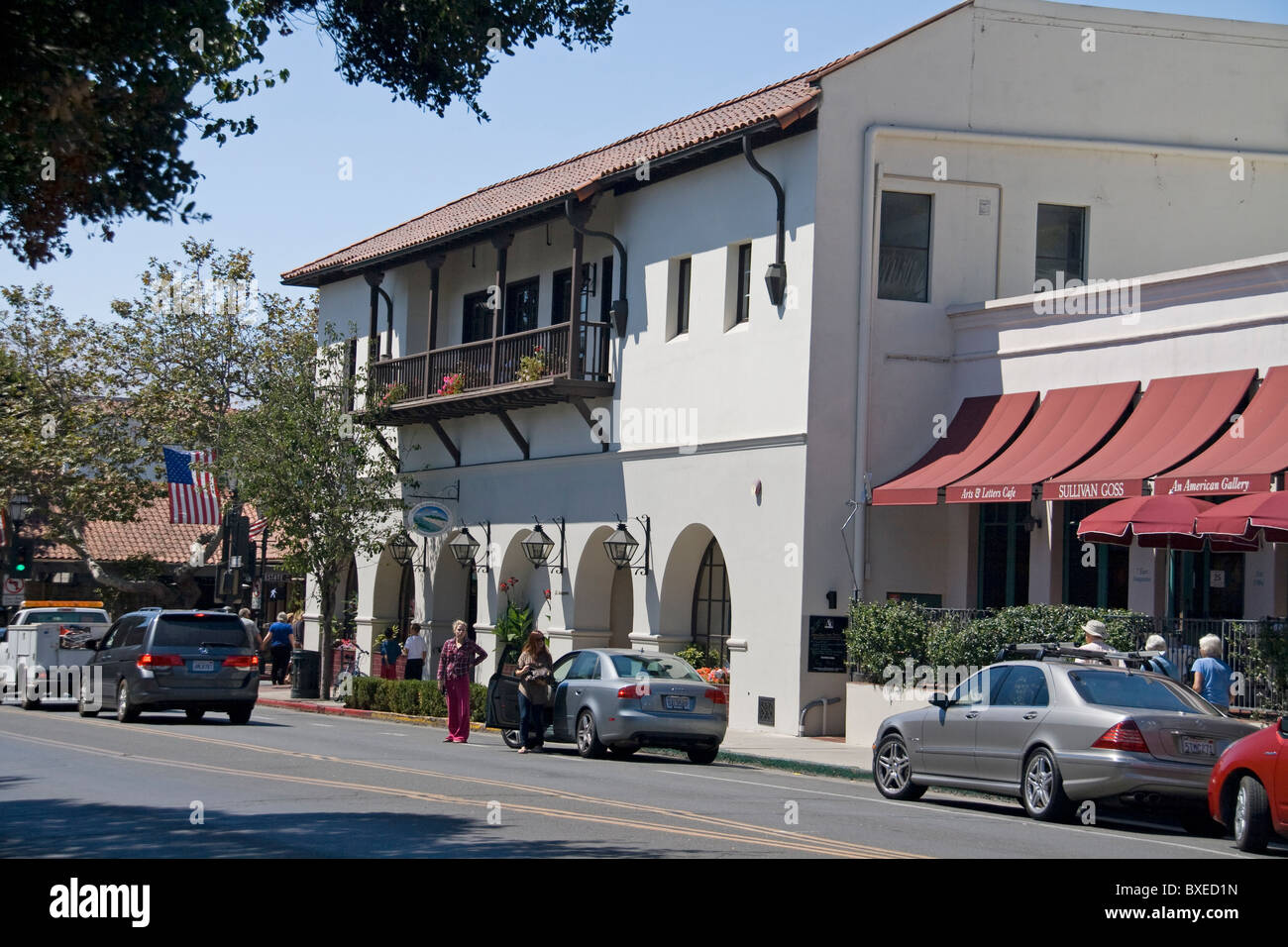 Santa Barbara city Street,Tradition Spanish Architecture.Ca,USA Stock ...