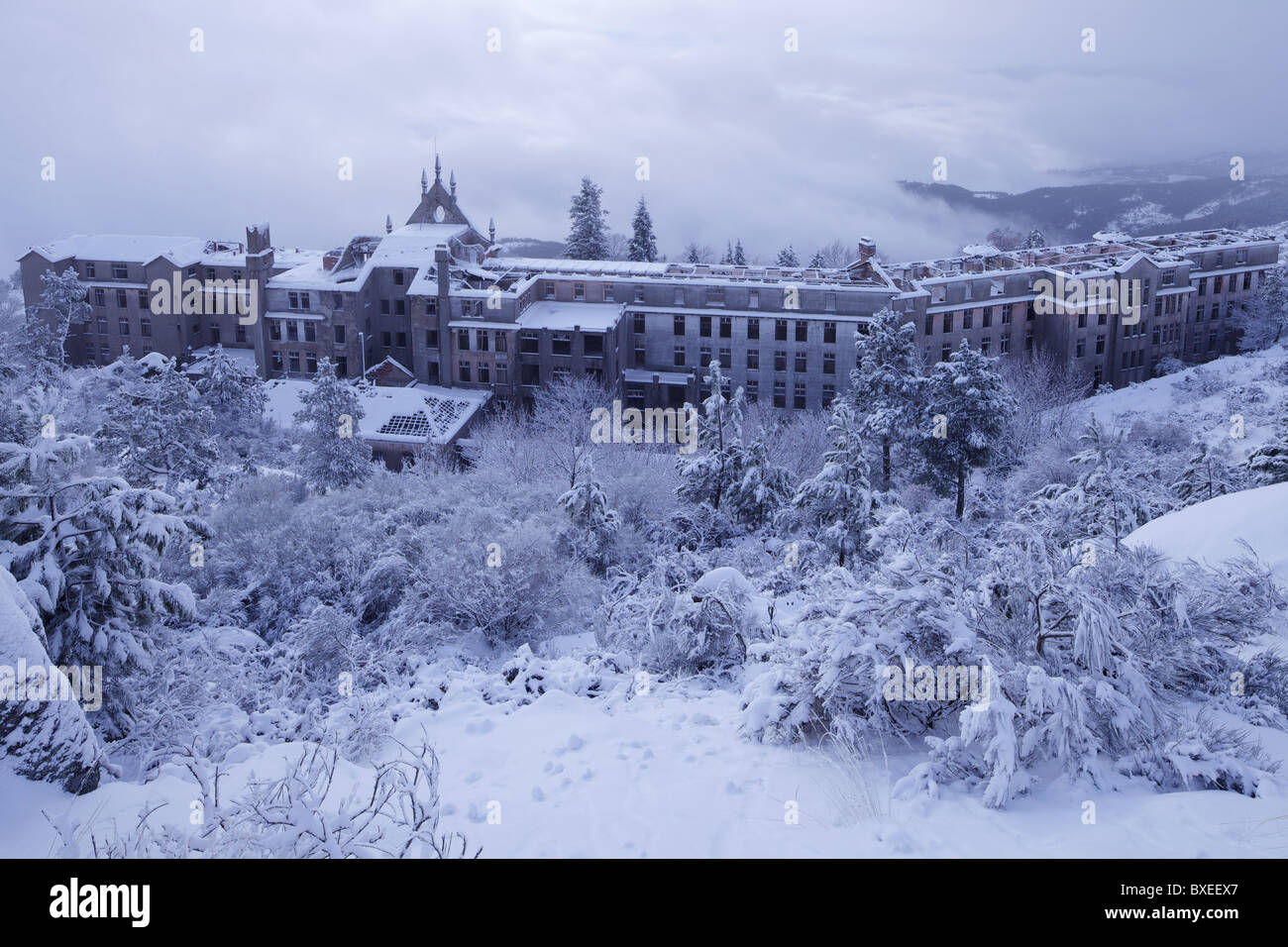 Old sanatorium hi-res stock photography and images - Alamy