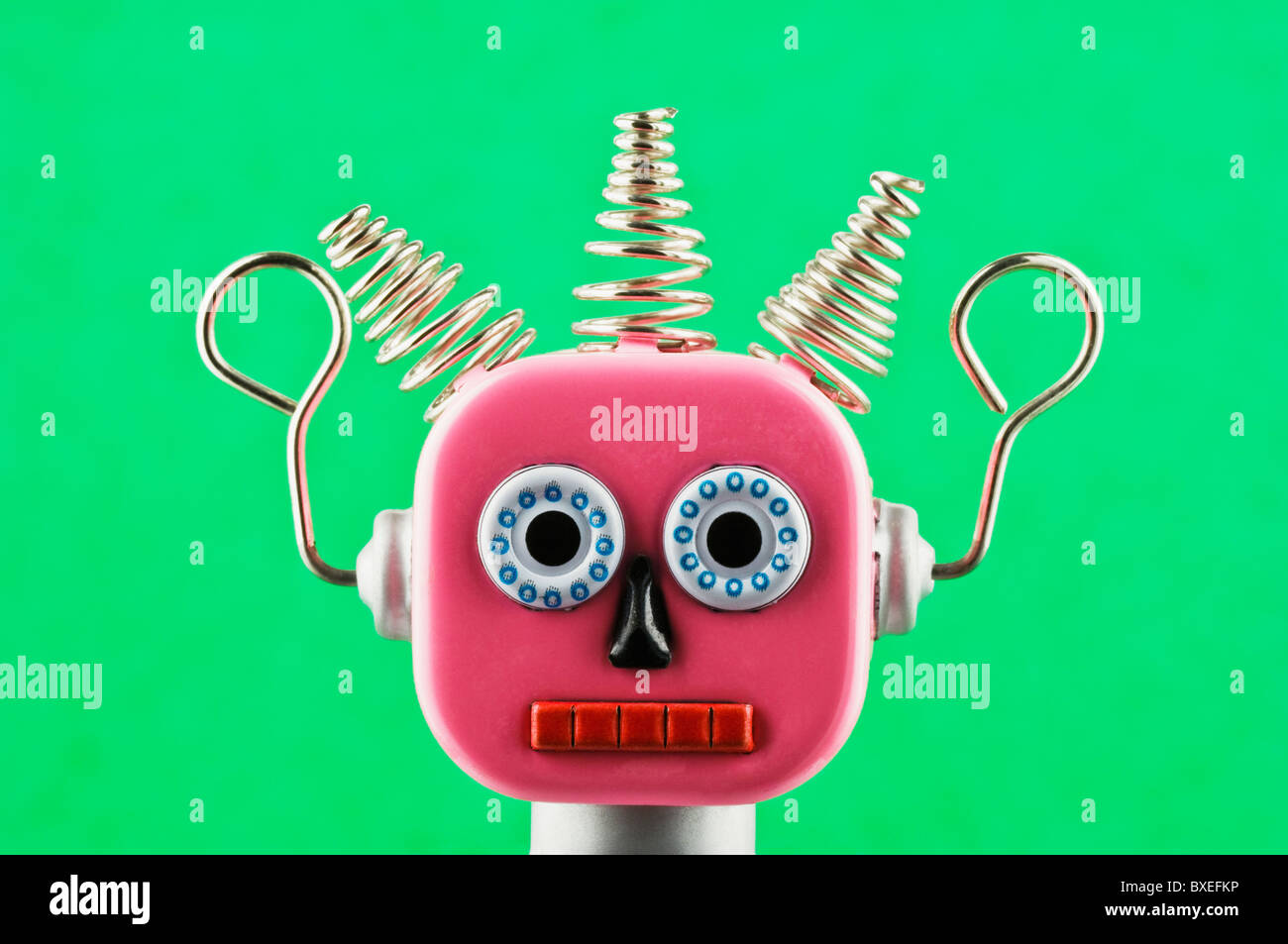 Retro robot head hi-res stock photography and images - Alamy