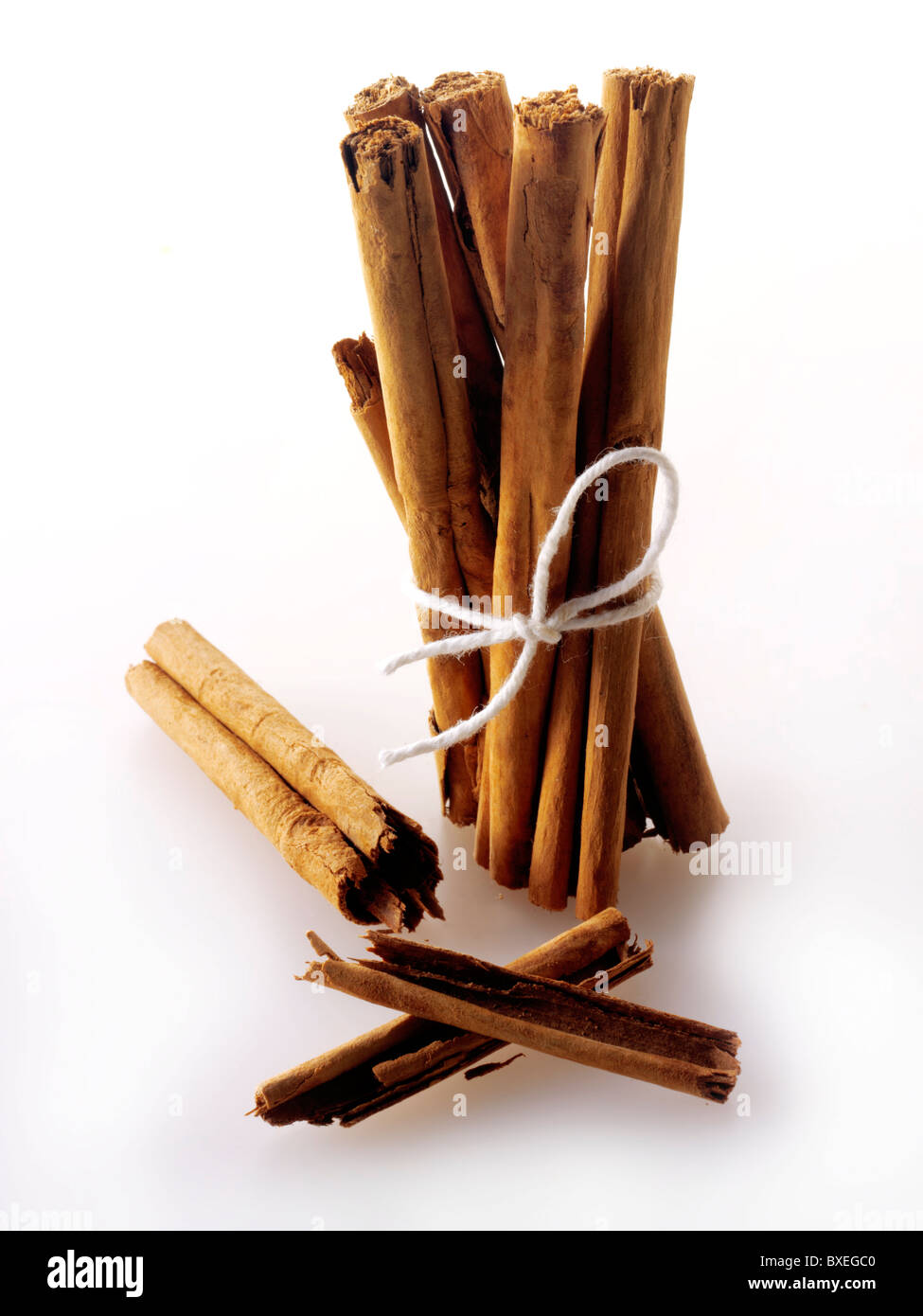Whole Cinamon Sticks Stock Photo - Alamy