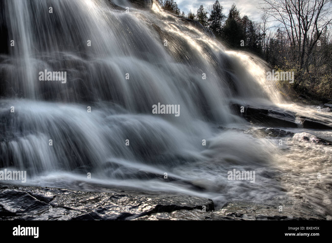 Upper peninsula bond falls hi-res stock photography and images - Alamy
