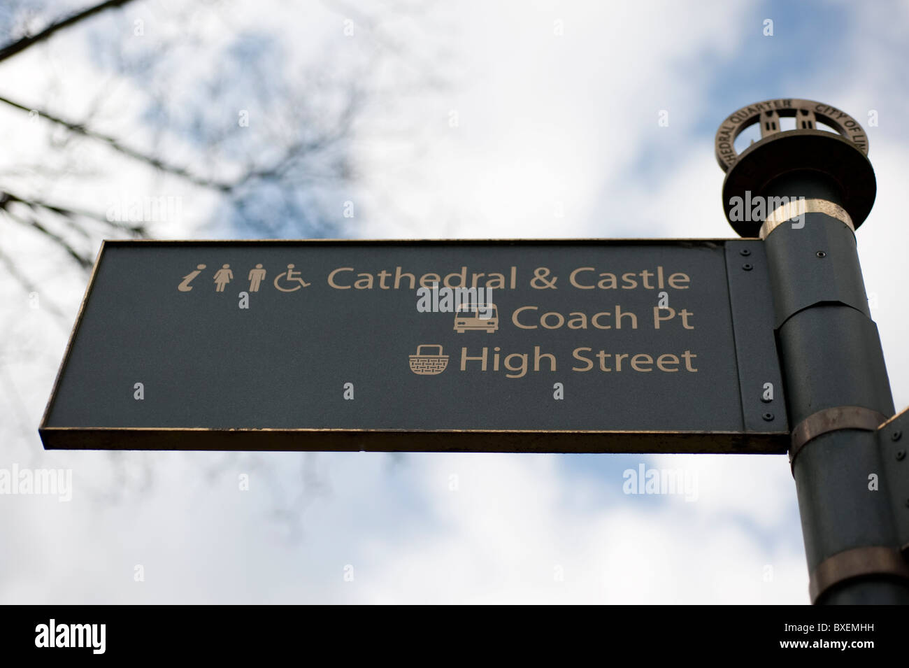 Tourist Direction Sign to Cathedral and Castle in Lincoln Stock Photo ...