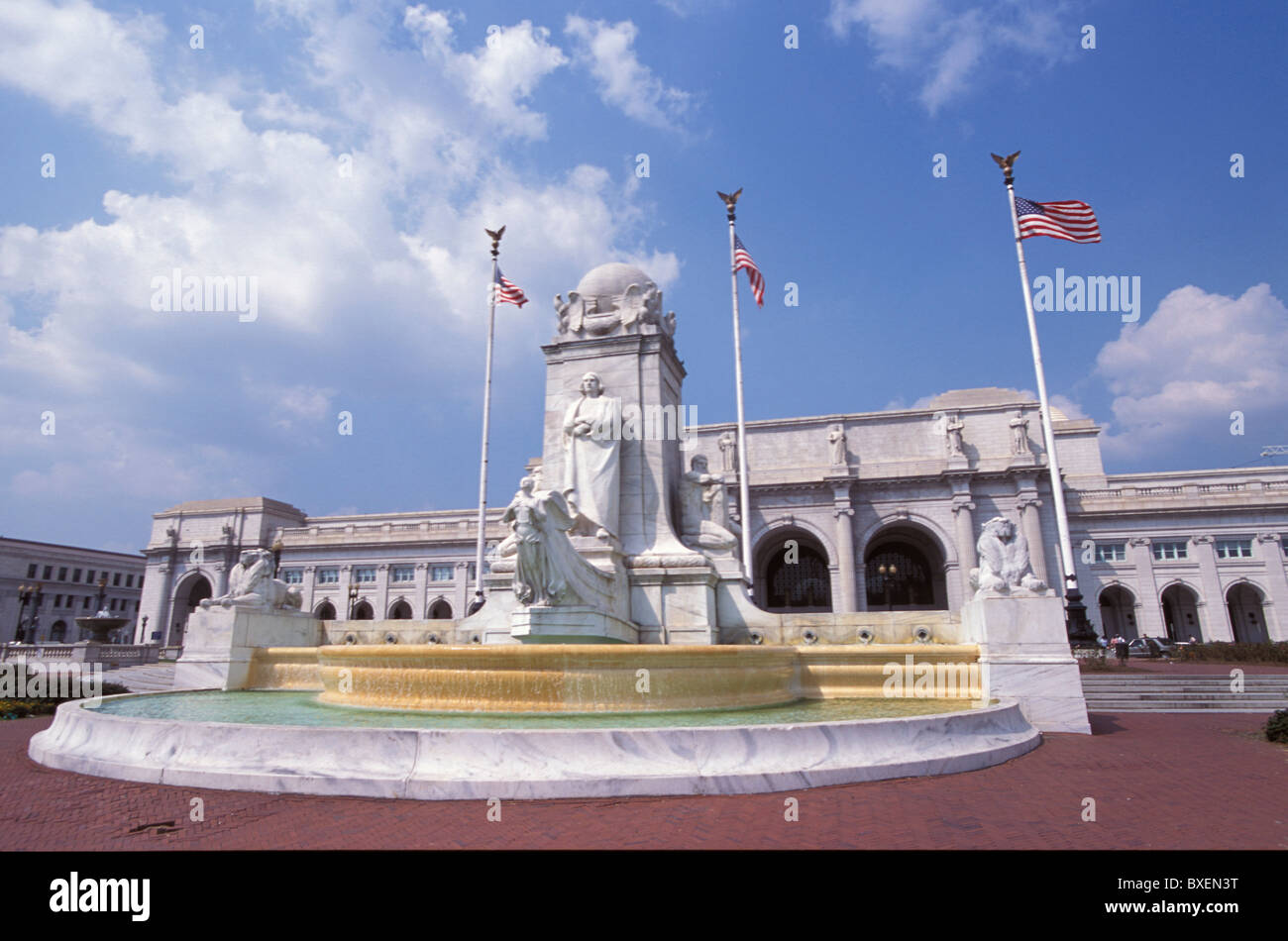 Washington dc christopher columbus hi-res stock photography and images ...