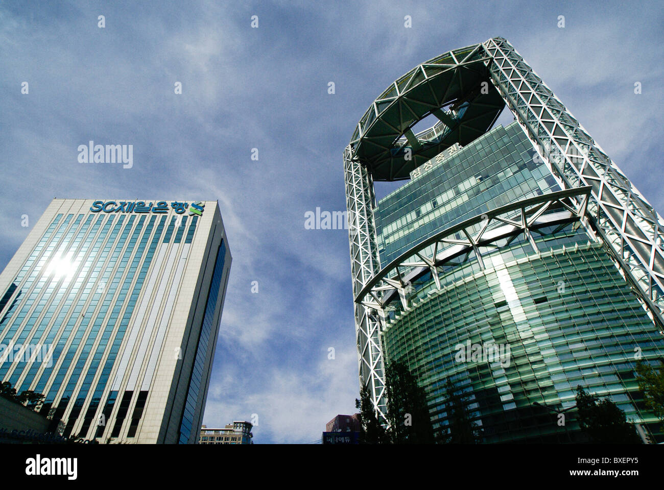 Jongno Tower, Seoul, South Korea Stock Photo - Alamy