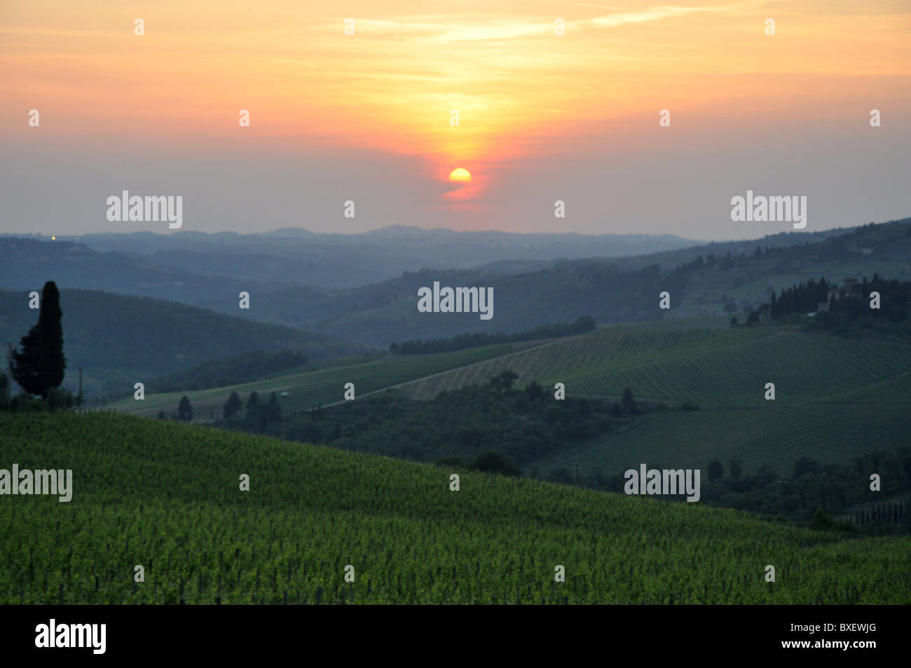 Sunset sky over tuscany hi-res stock photography and images - Alamy