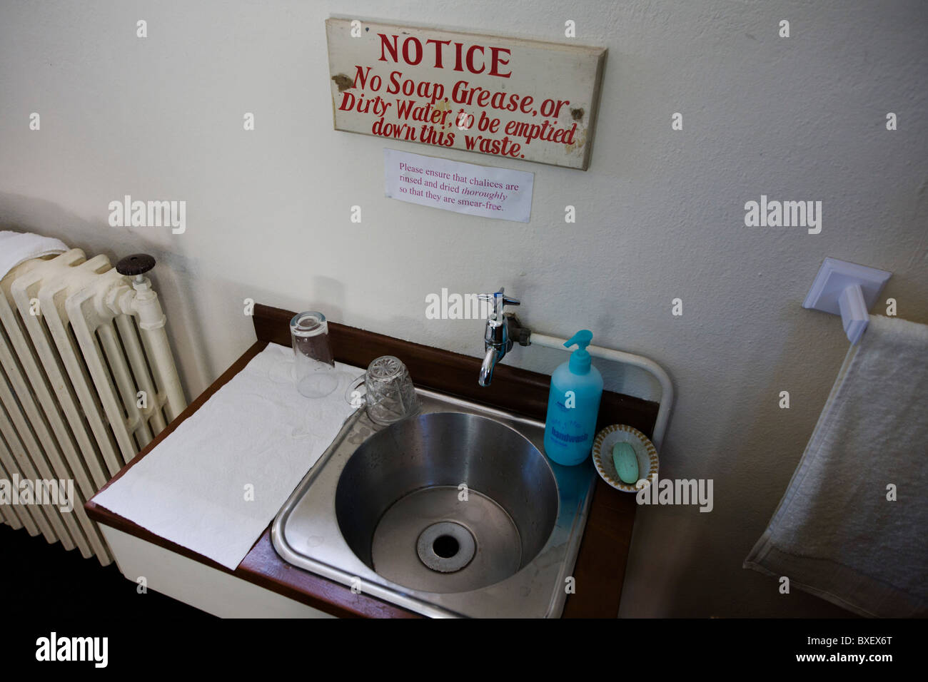 Priest's hand washing basin in Sacrisrty (Vestry) at St. Lawrence's ...