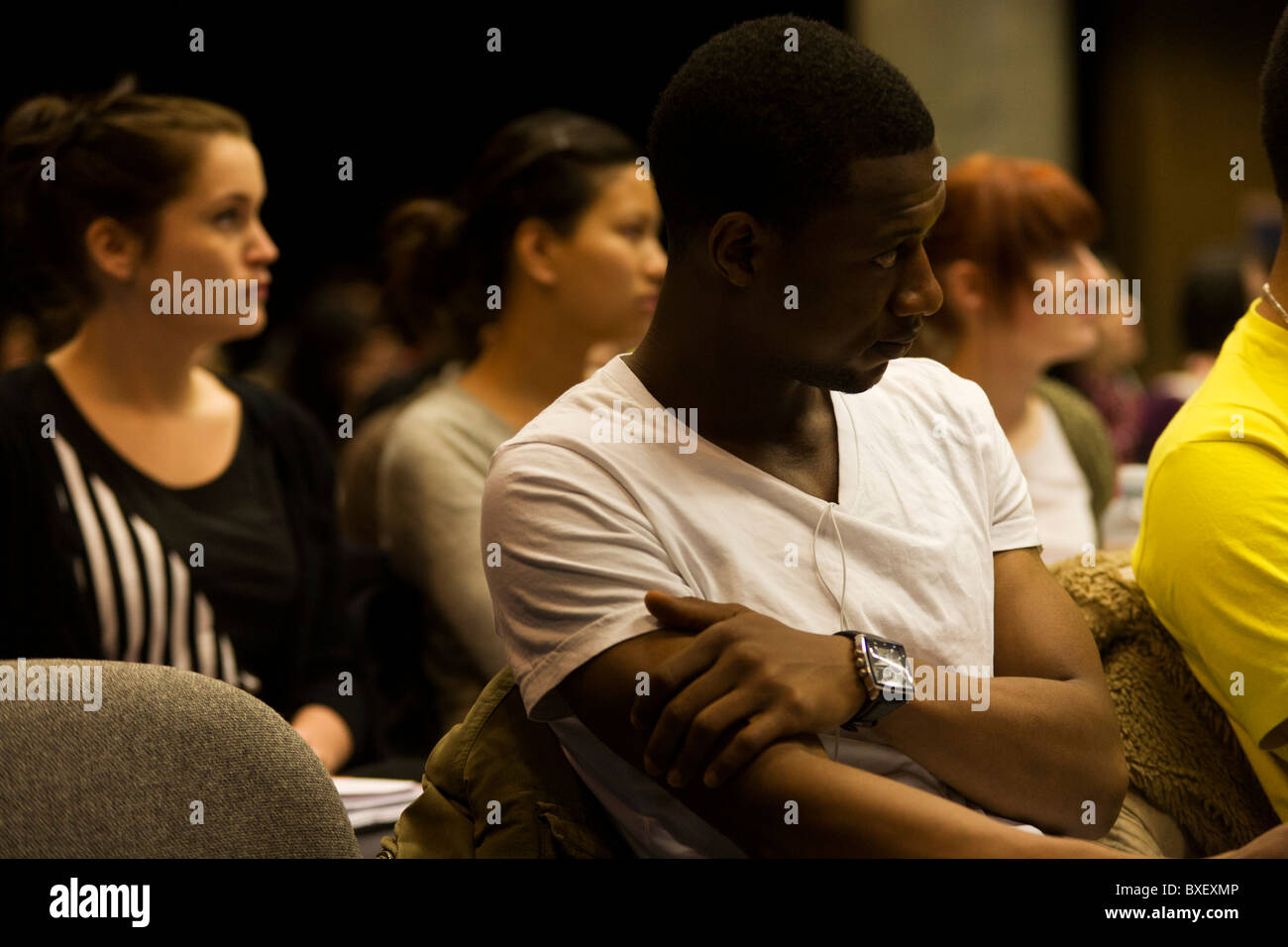 Uk university students lecture hi-res stock photography and images - Alamy