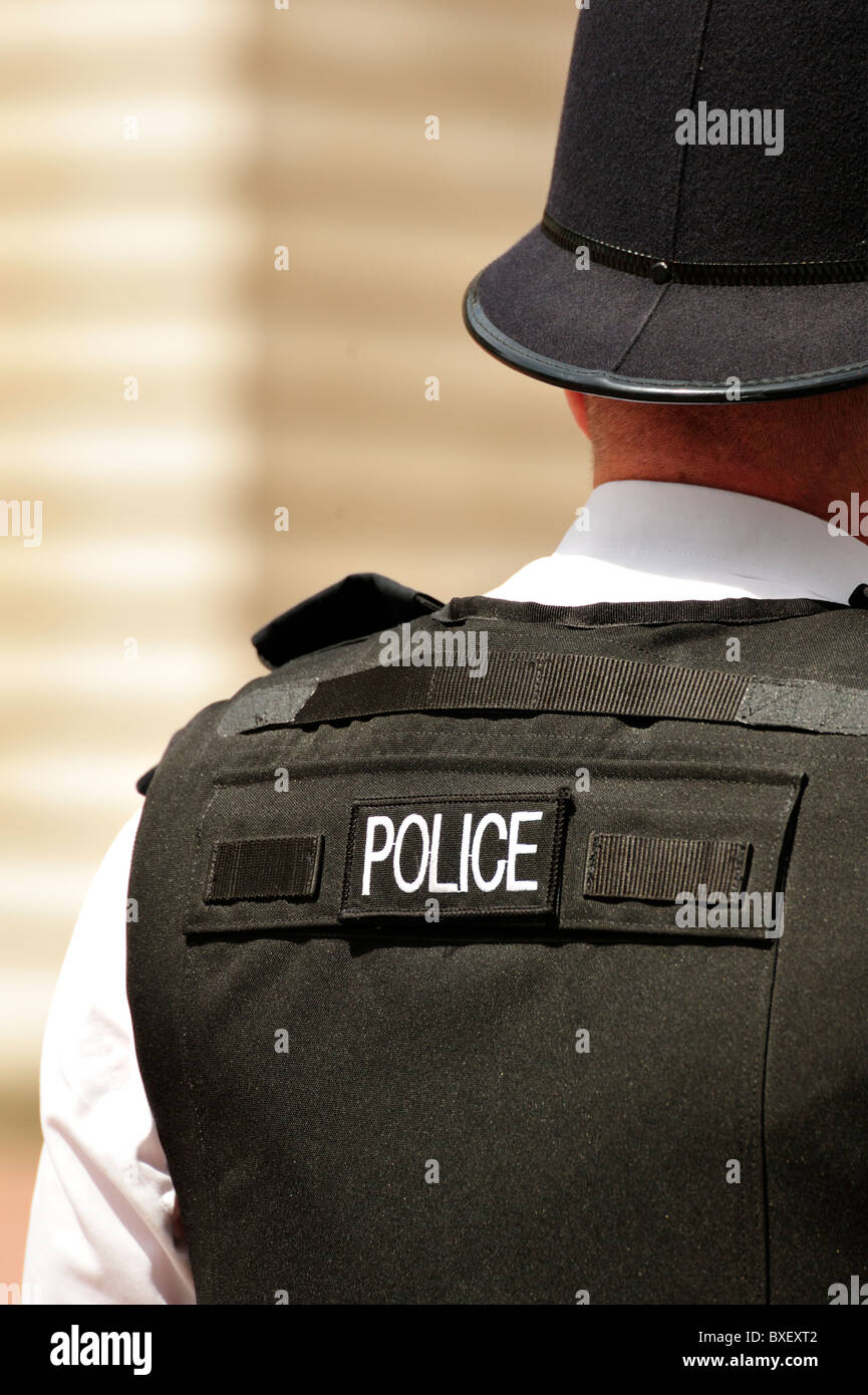 English Policeman Stock Photos & English Policeman Stock Images - Alamy