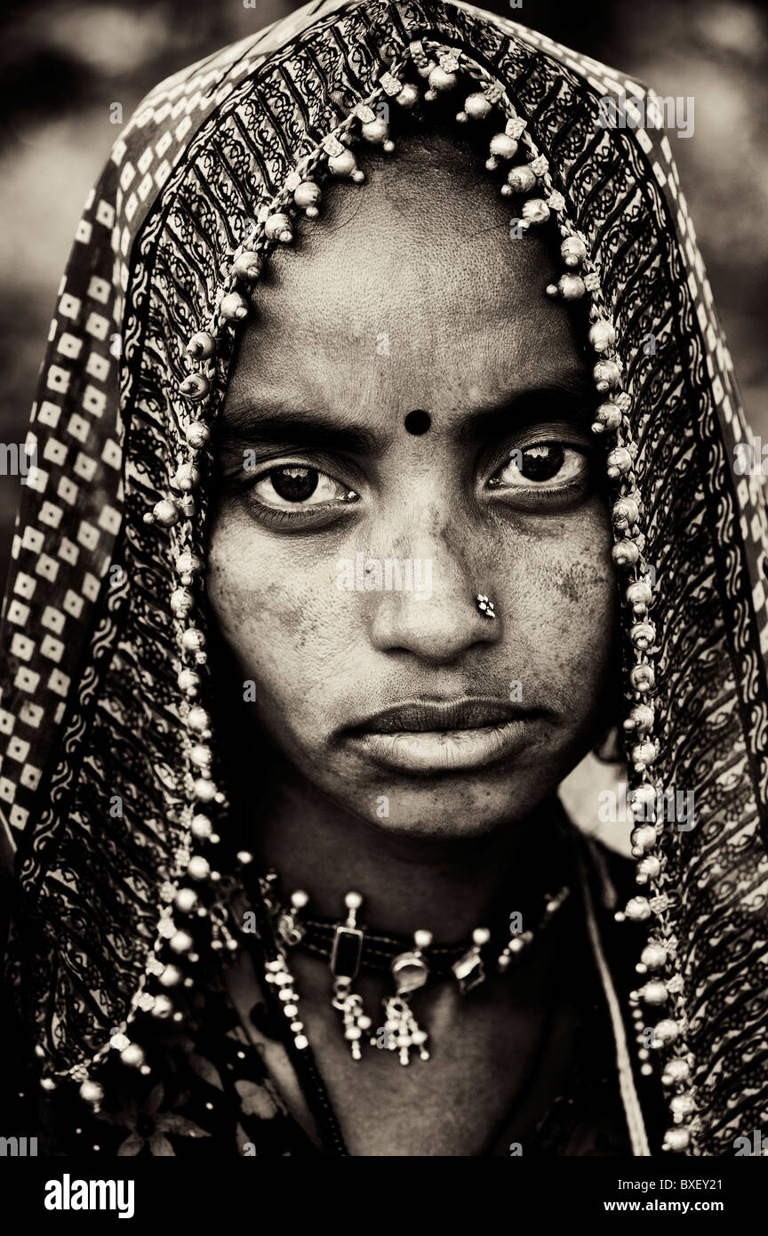 Gadia Lohar. Nomadic Rajasthan young woman. India's wandering ...