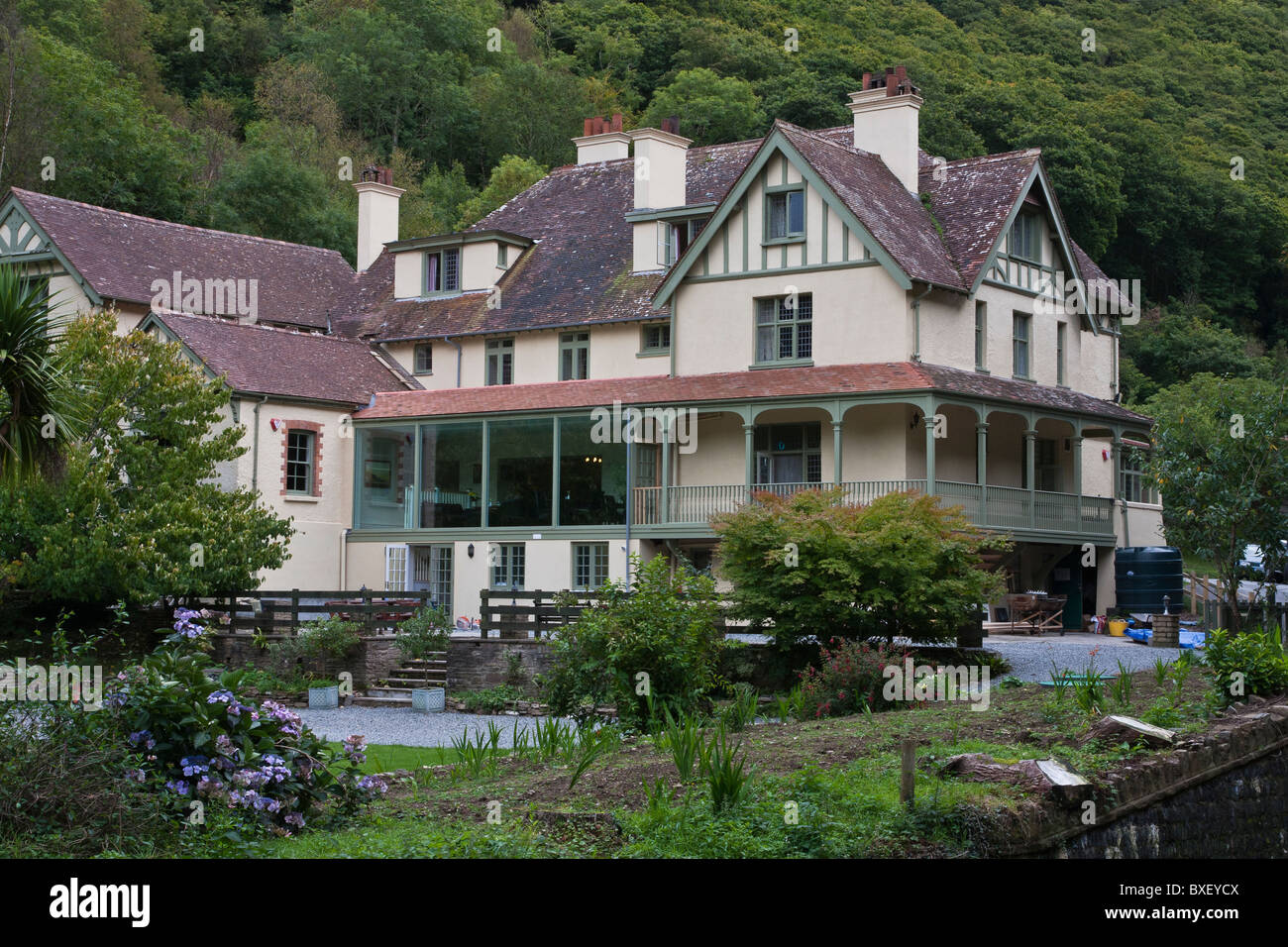 Hunters inn hi-res stock photography and images - Alamy