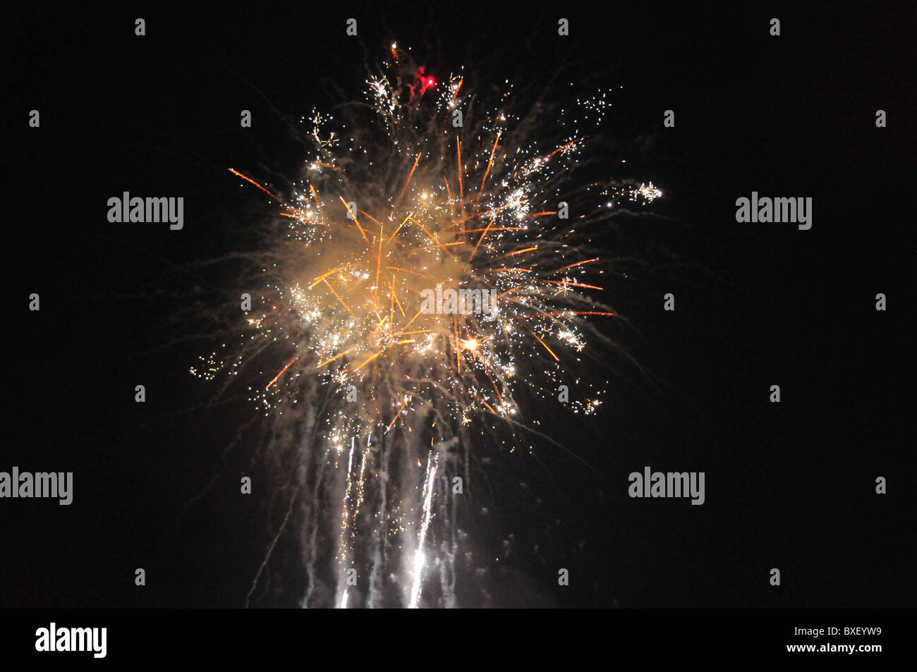 Pretty fireworks hi-res stock photography and images - Alamy