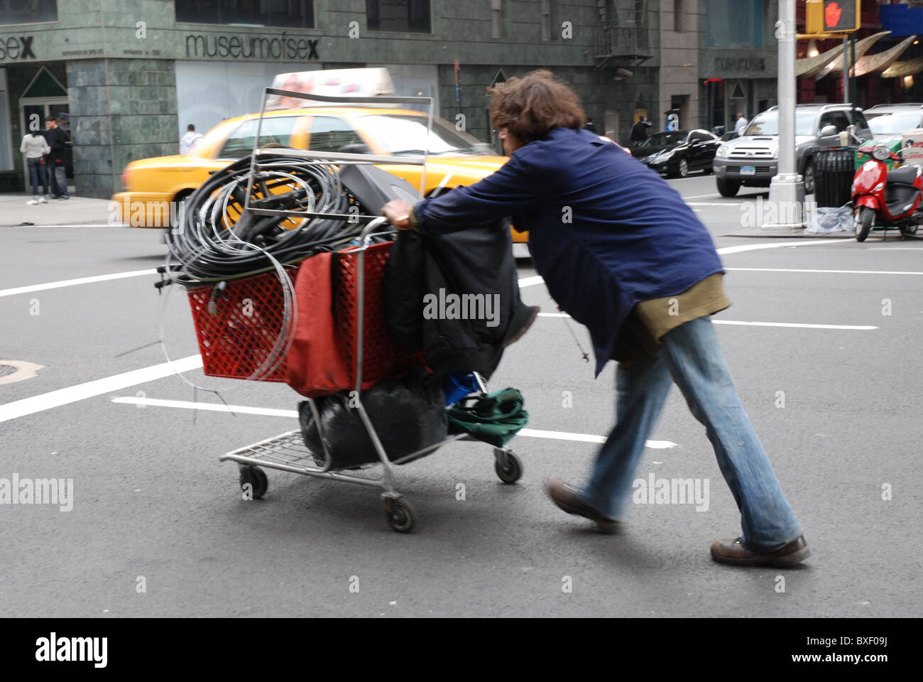 Beeing alone hi-res stock photography and images - Alamy