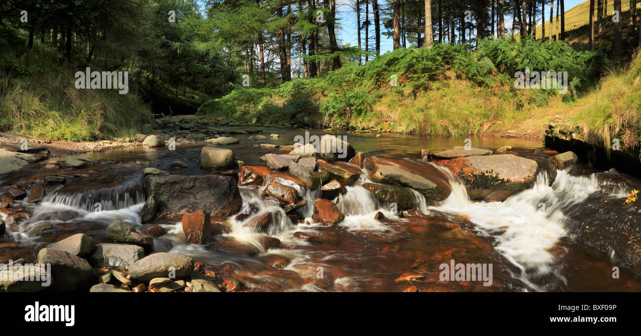 Slippery Stones ford, River Derwent, Dark Peak, The Peak District ...