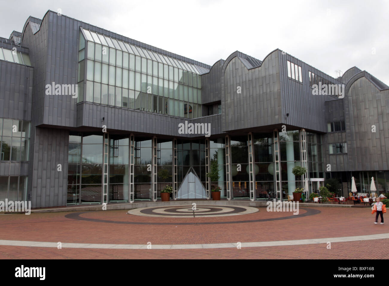 Ludwig museum cologne art hi-res stock photography and images - Alamy