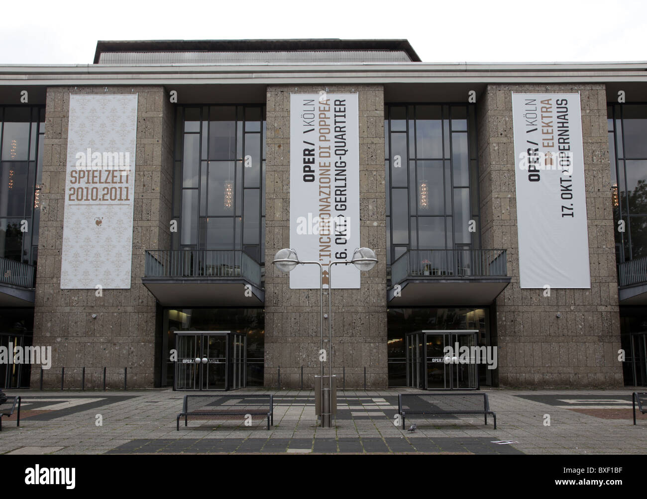 The Opera in Cologne Stock Photo - Alamy
