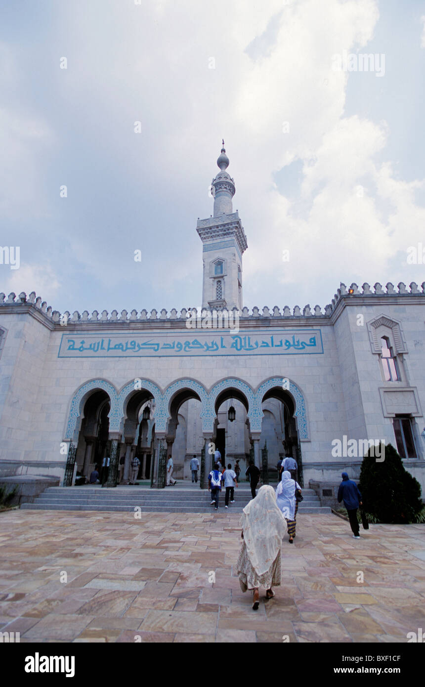 Washington dc mosque hi-res stock photography and images - Alamy