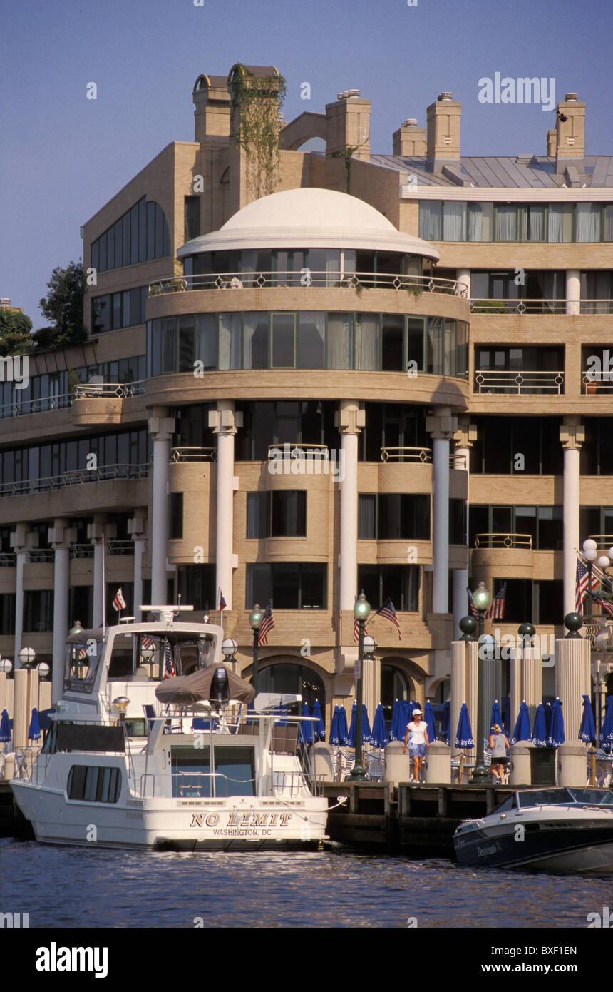Washington harbour georgetown washington d c hi-res stock photography ...